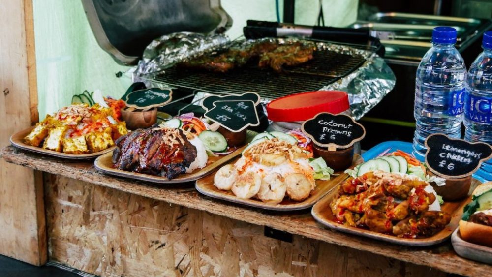 Here Are Some Street Food Places In Dubai That Every Food Lover Must ...